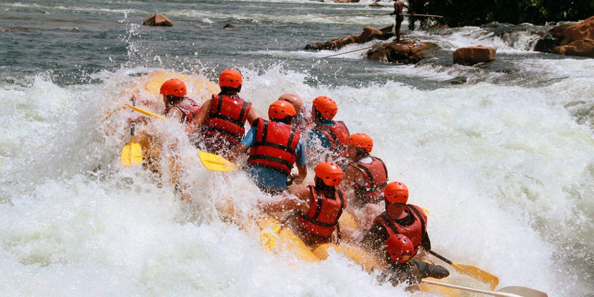 White Water Rafting in Jinja - Amakula African Safaris | Uganda Safaris ...
