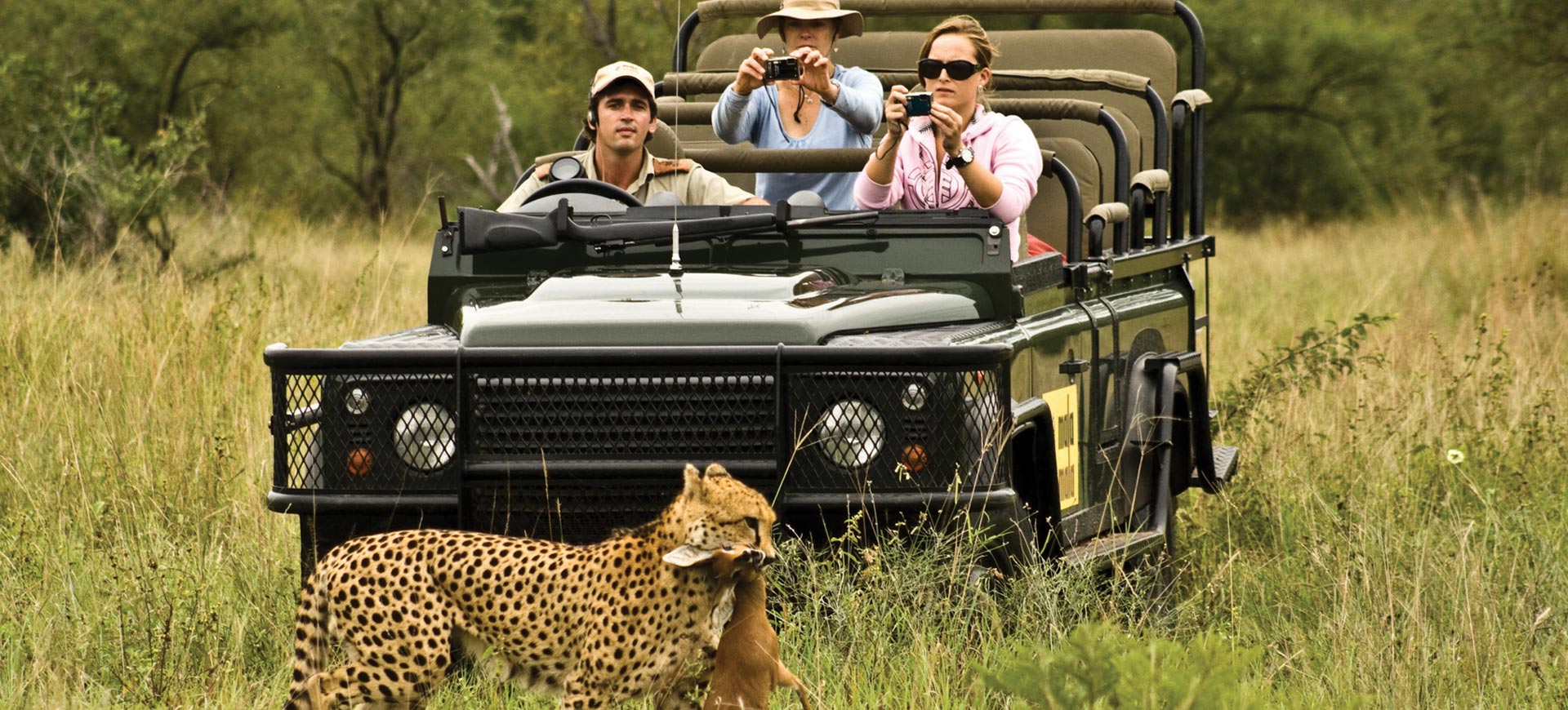 Game Drives in Murchison falls national park - Amakula Safaris