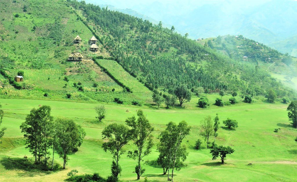 Attractions in Kasese District - Amakula African Safaris | Uganda ...