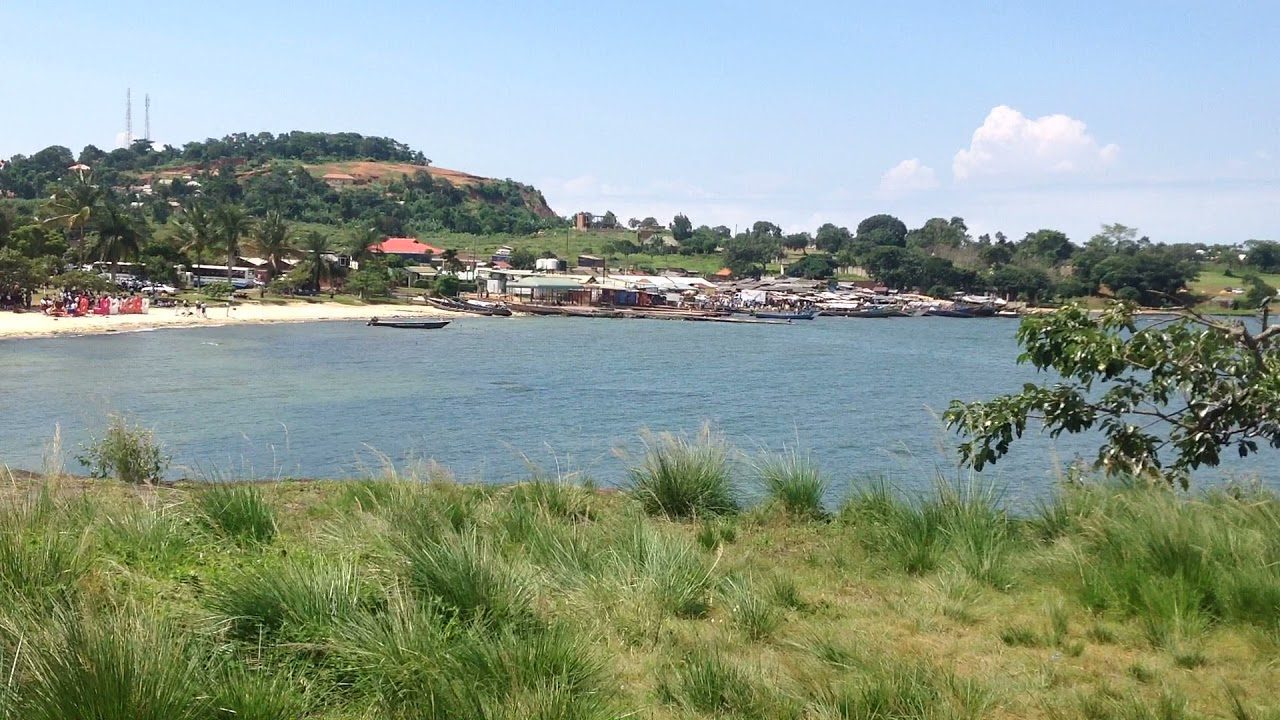 What to Do at Kasenyi Fish Landing Site - Amakula African Safaris ...